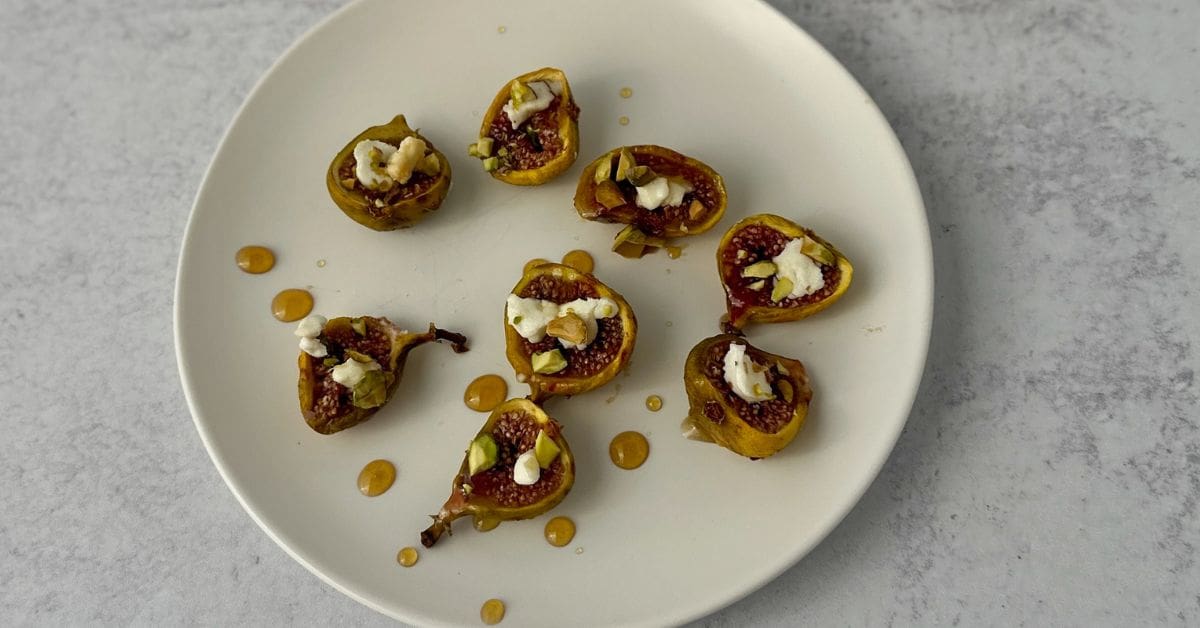 How to Make Easy and Delicious Honey-Roasted Figs
