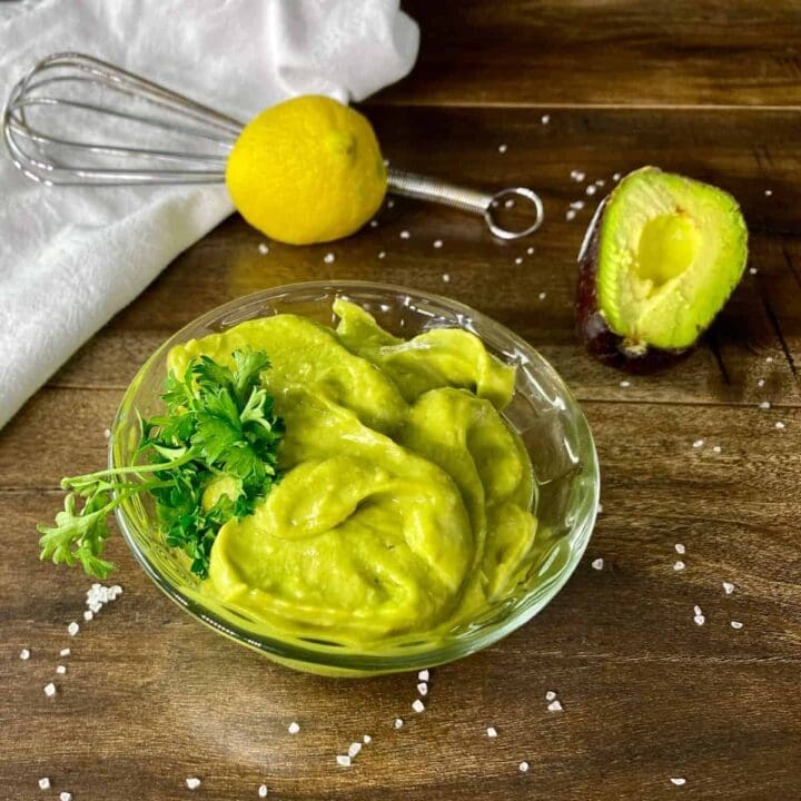 An Easy Avocado Mayonnaise Recipe