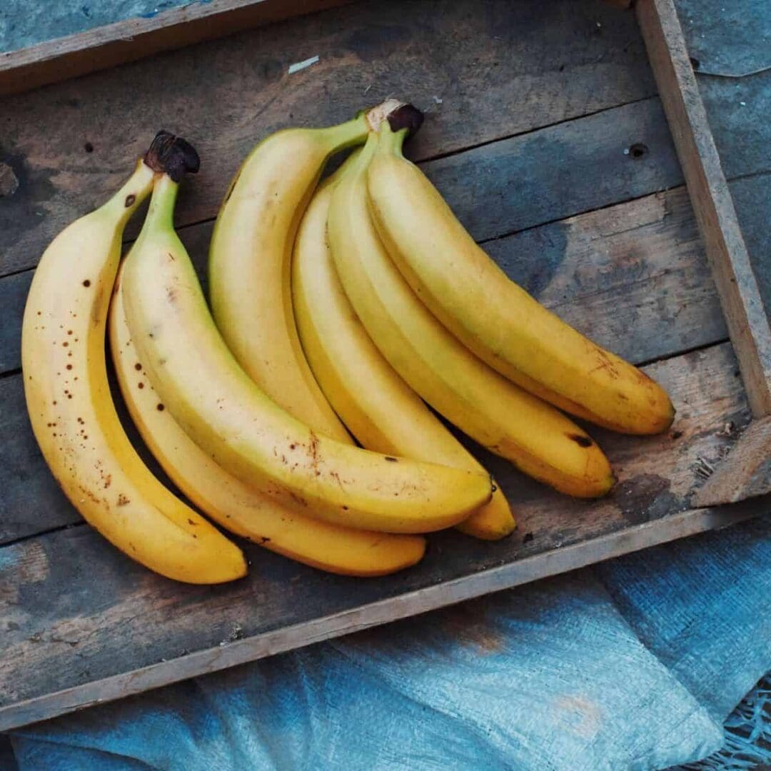 How to store bananas and keep them fresh (3 simple ways)