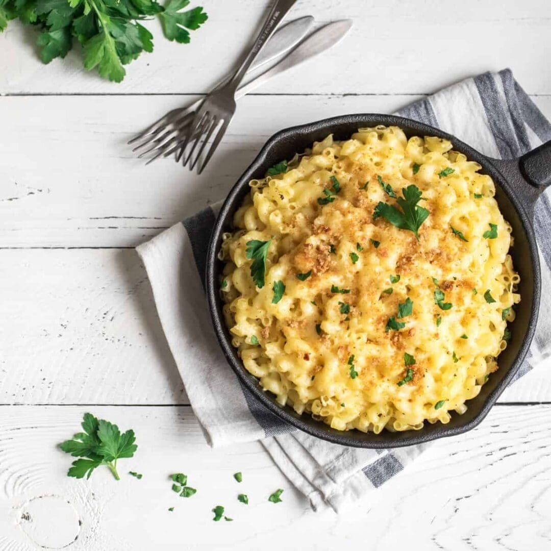 Mac and cheese bar topping ideas that are awesome