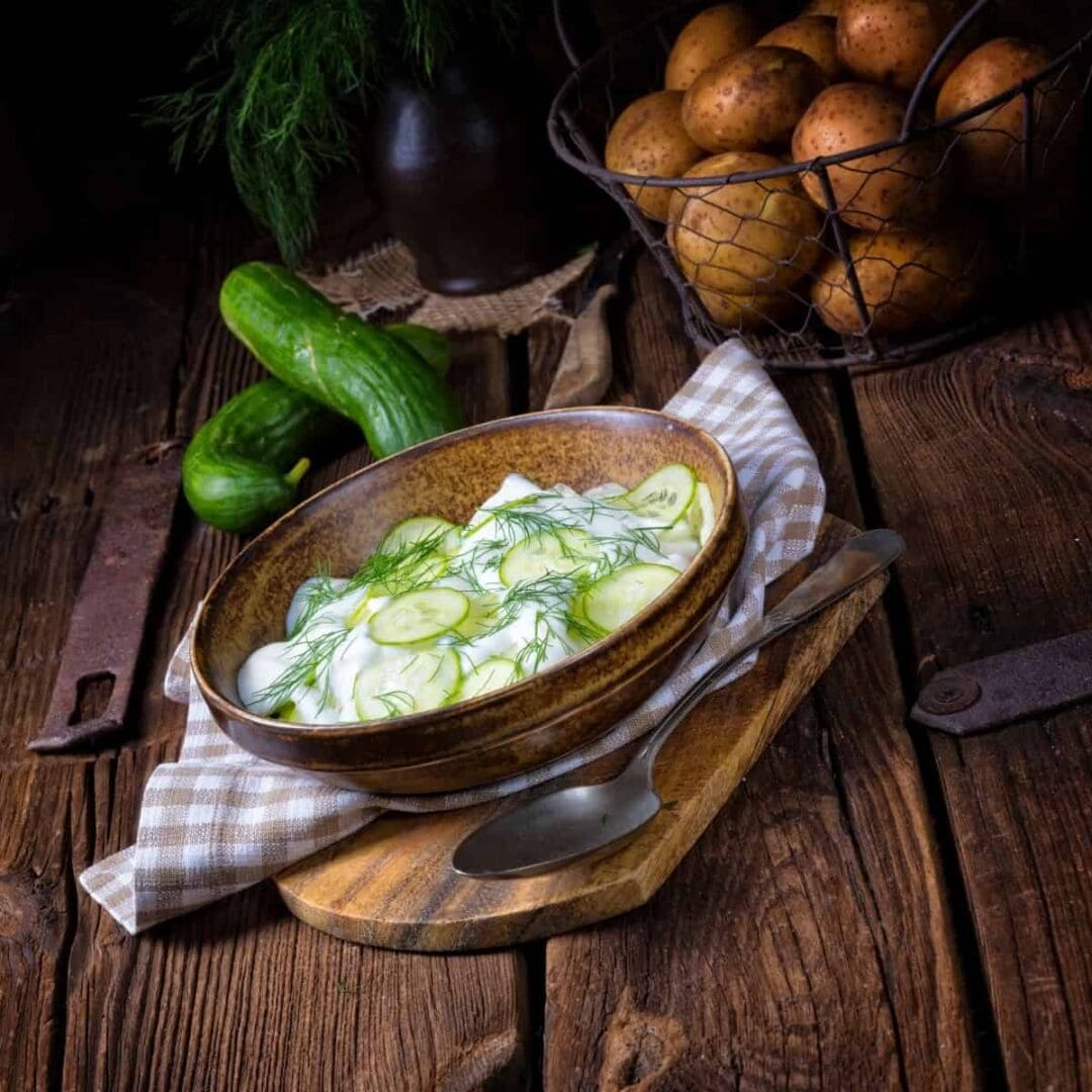 German cucumber salad recipe (easy-to-make)