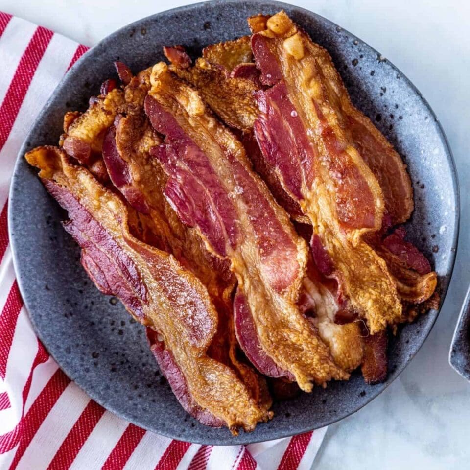 How to cook bacon in the microwave the ‘crispylicious” way!