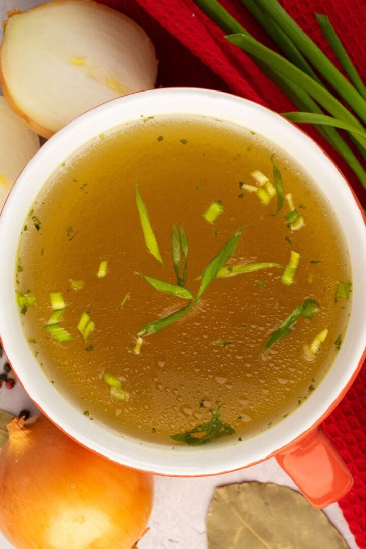 Beef Broth Substitute (5 Best Swap Ideas)
