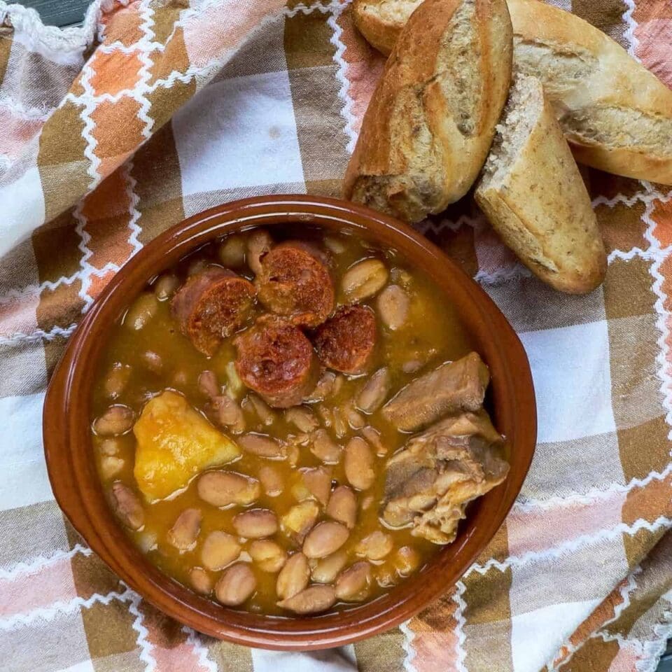 What To Serve With Pinto Beans: 17 Recipes For Your Southern Hankerin'