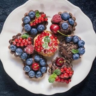 12 Adorable Mini Tart Recipes When You Just Don't Want To Share!