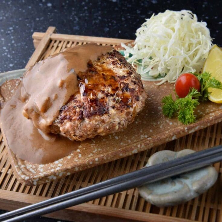 13 Japanese Ground Beef Recipes To Make ASAP! 🍲