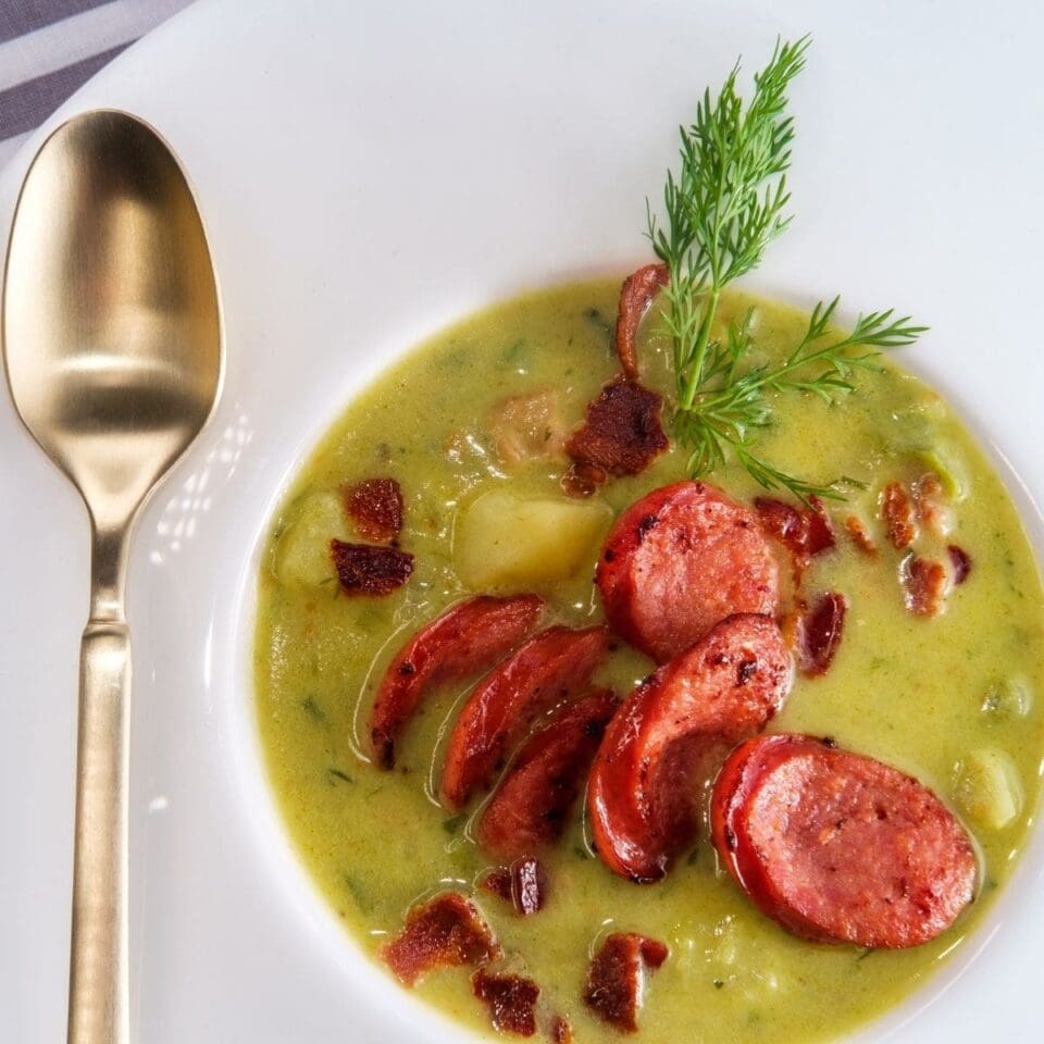 17 Best German Soups For All The Soup Enthusiasts Out There🍲