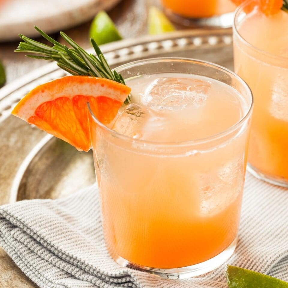 35 EASY Thai Cocktails: Authentically Refreshing Cocktails! 🍸🌿