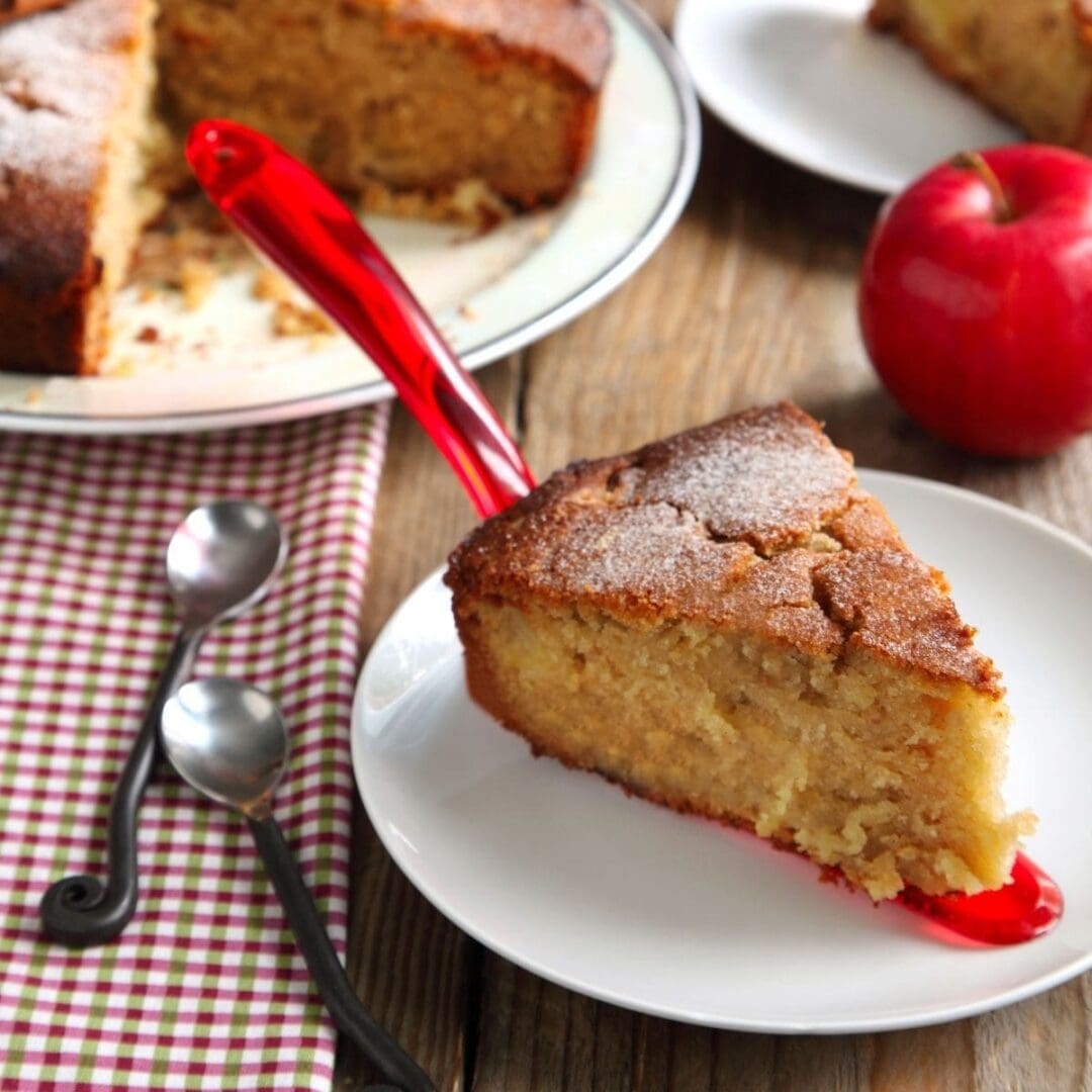 25 BEST Recipes Using Applesauce To Inspire New Dishes! 🍎