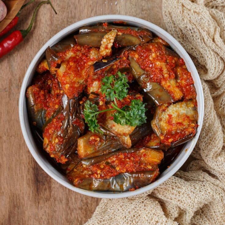 11 Best Asian Potluck Recipes (From Appetizers To Desserts!)