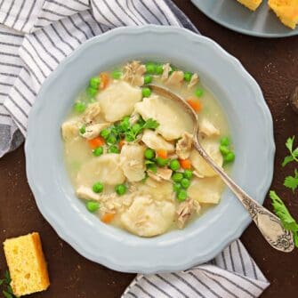 What To Serve With Chicken And Dumplings: 15 Simple Sides
