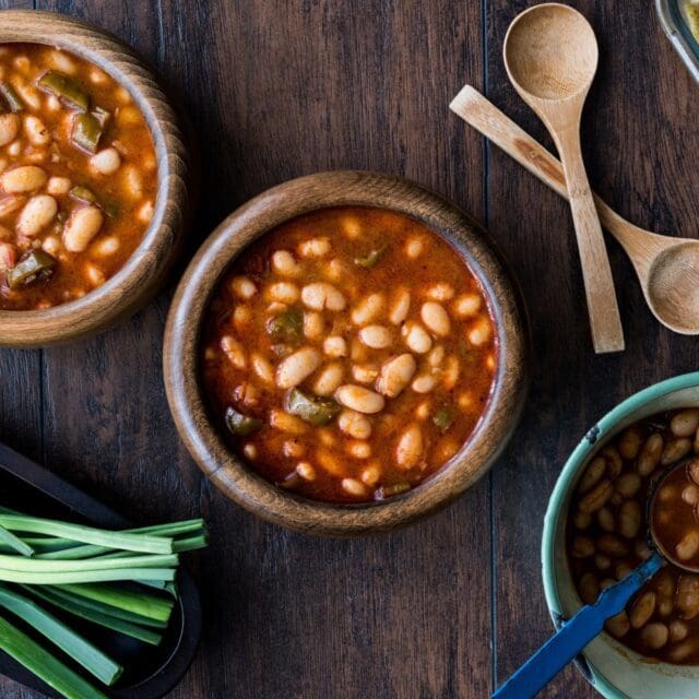 13 Best Irish Potluck Recipes (From Appetizers To Desserts)