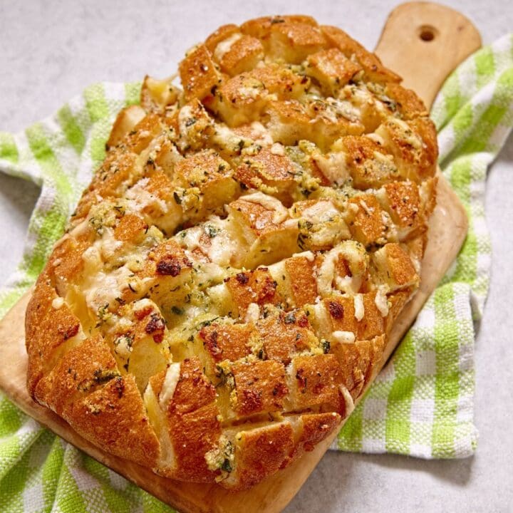 19 Garlic Appetizers: Best Party Starter Ideas 🧄