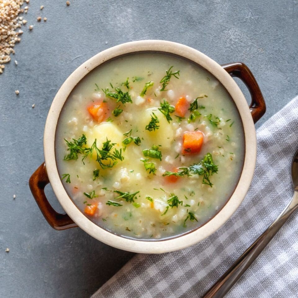 25 Authentic Polish Soups: Make A Bowl Of Pure Comfort 🍲😋