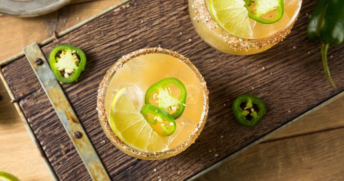 🍸🔥 25 Best Spicy Cocktails To Fire Up Your Next Party 🔥🍸