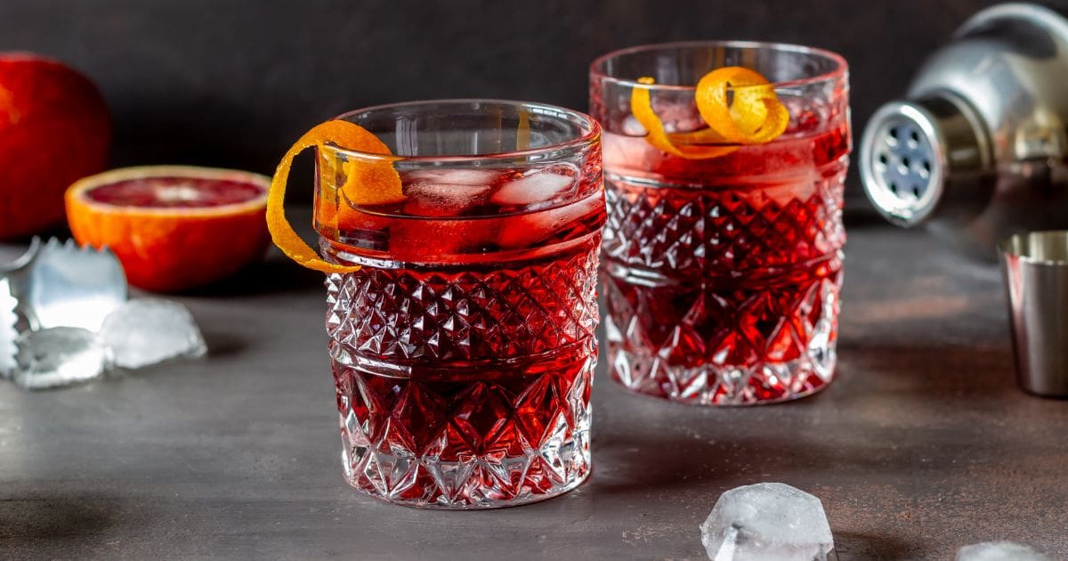 17 Unique Averna Cocktails: Averna Sour, Clásico 1934 & More!