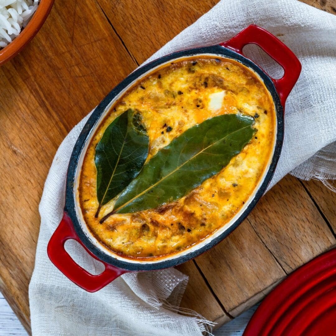 33 Recipes That Use Bay Leaves: Rich, Savory & Delicious 🌿