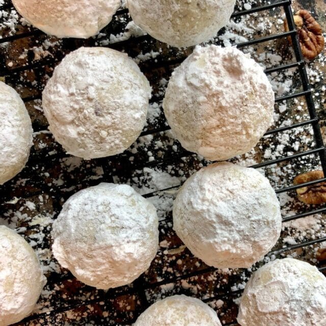 25 BEST Ball Cookie Recipes You Can Munch All Year Round!