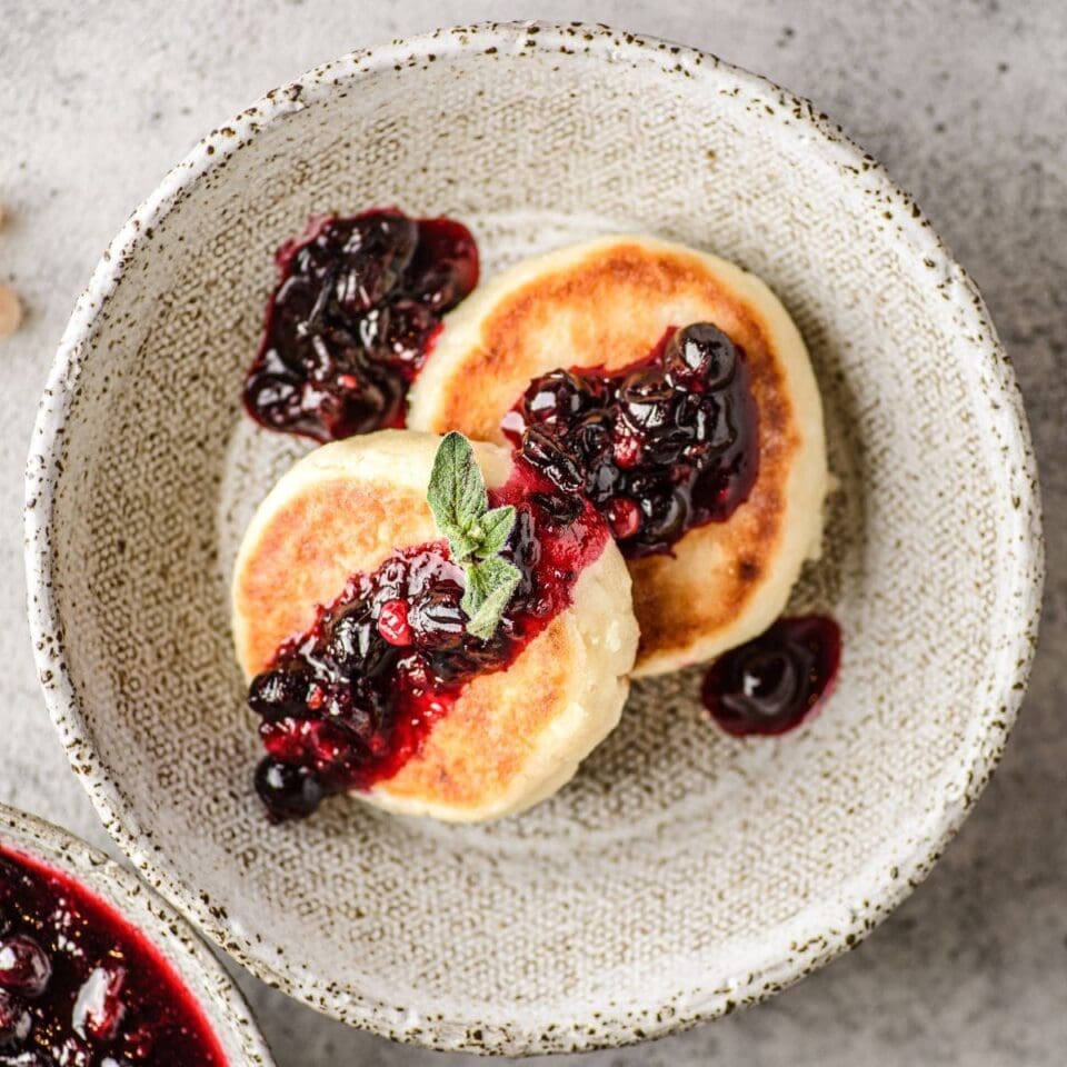 17 Best Black Currant Recipes (Ways To Use Blackcurrants)