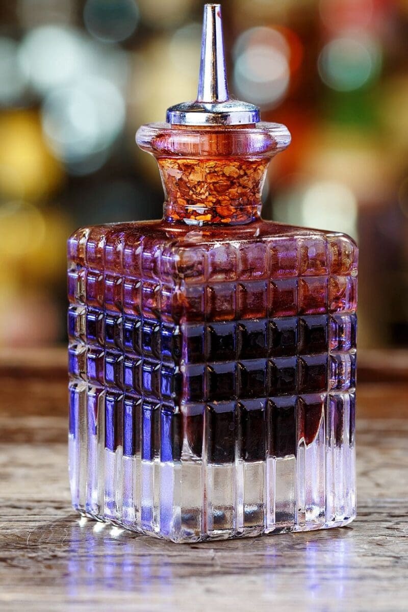 15 Angostura Bitters Substitute: FAQ + Tips