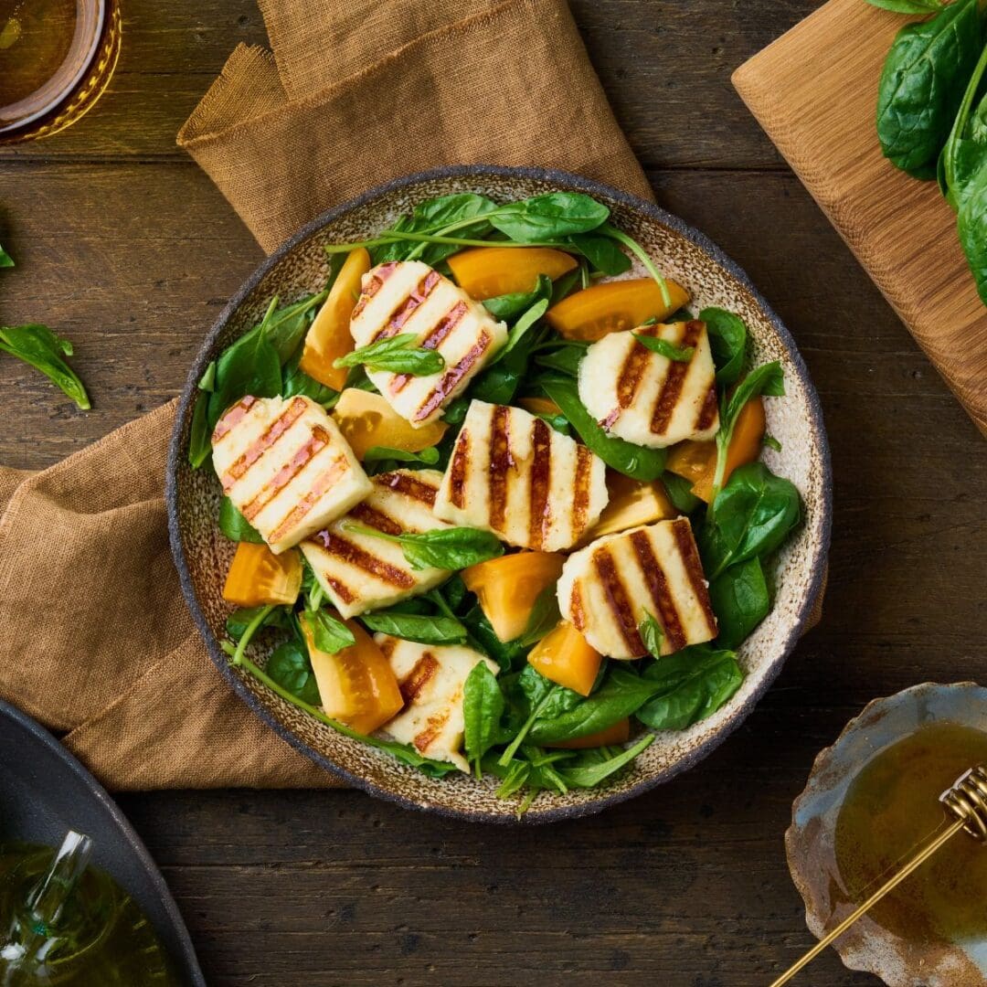 What Is Bread Cheese? A Guide To Flavor, Heating & Storage