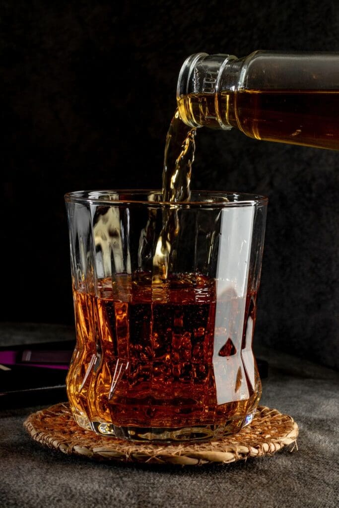 Black Rum vs Dark Rum: What's The Difference?