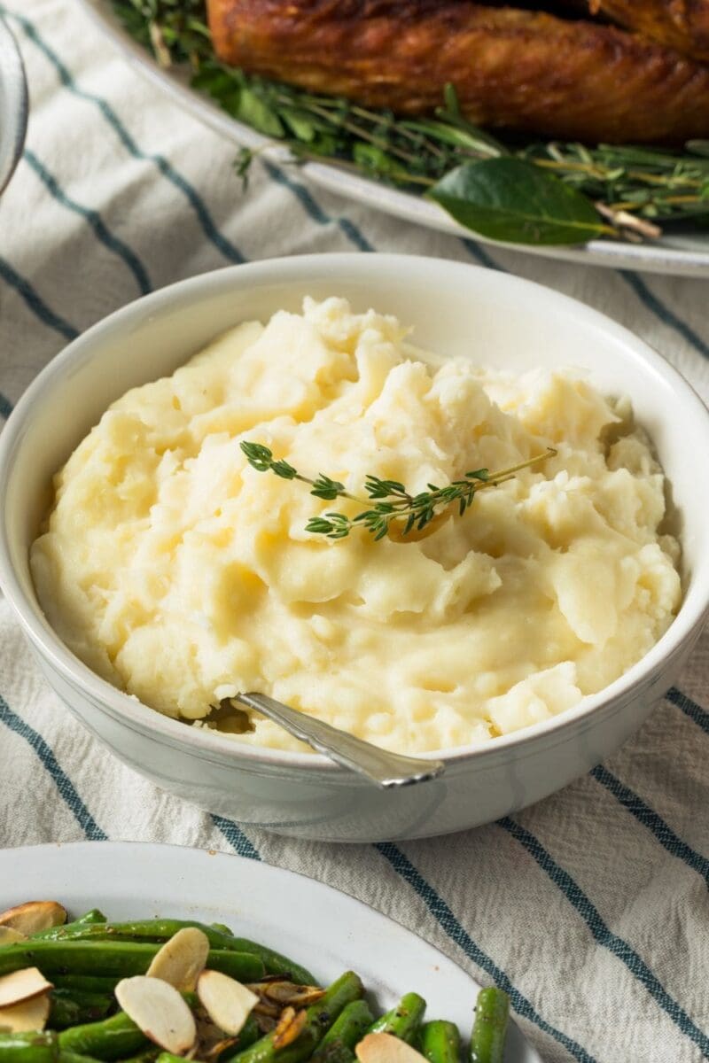 How Long Are Leftover Mashed Potatoes Good For? + Tips