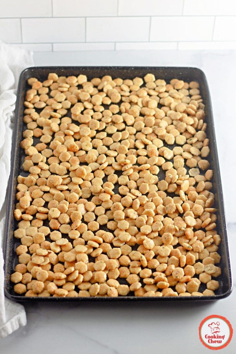 Easy Ranch Oyster Crackers Recipe - Zesty & Crunchy Snack