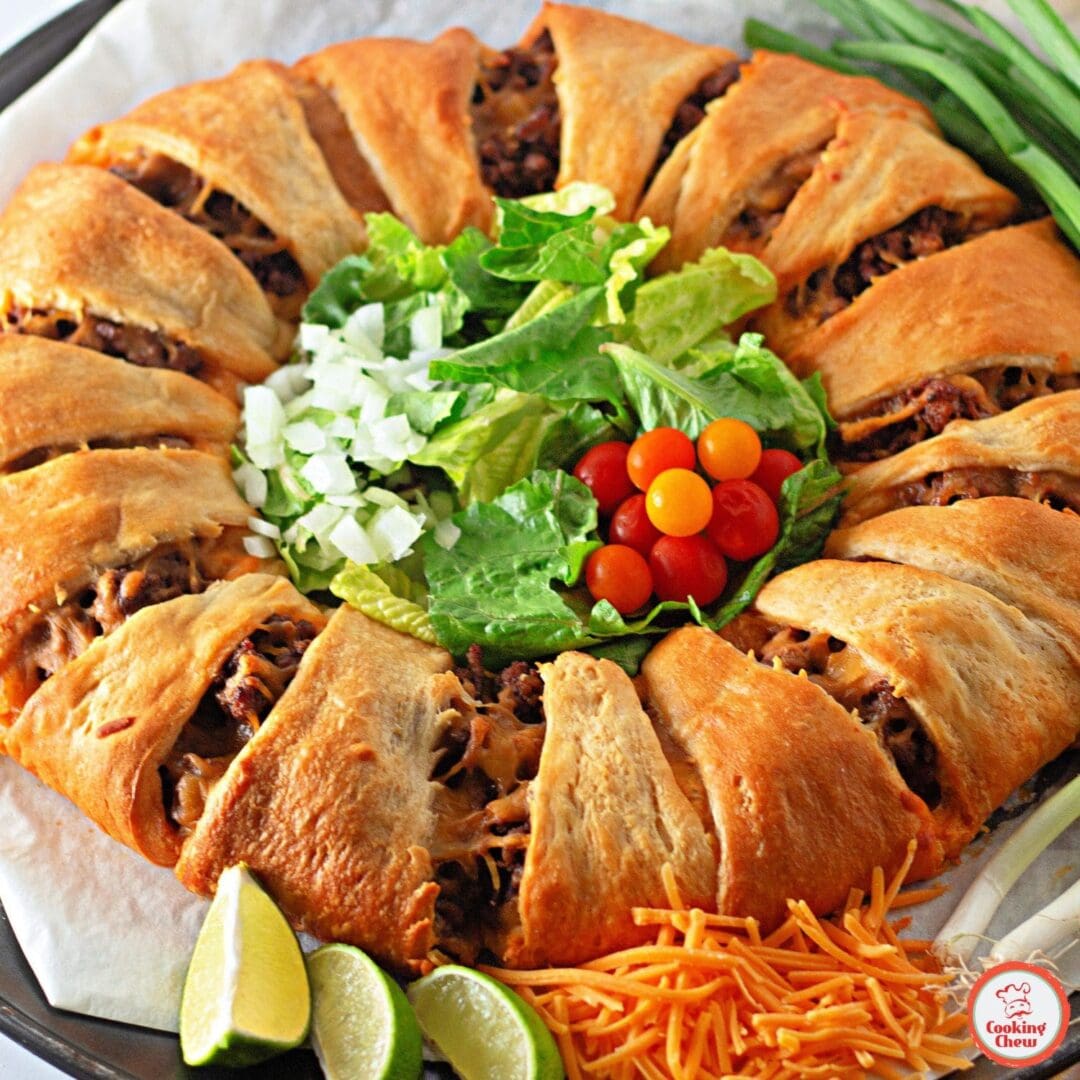 Easy Taco Crescent Ring Recipe for Parties and Family Dinners