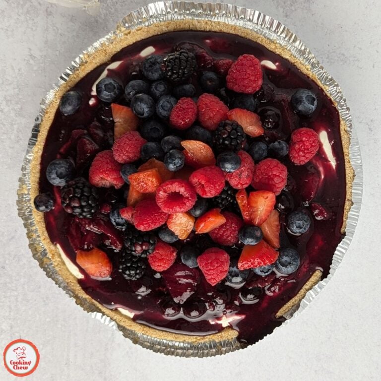 No-Bake Very Berry Cheesecake with Pretzel Crust – A Luxe Dessert