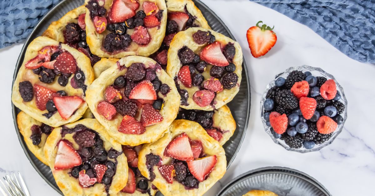 Mixed Berry Pastries Recipe | Easy Puff Pastry Dessert | CookingChew