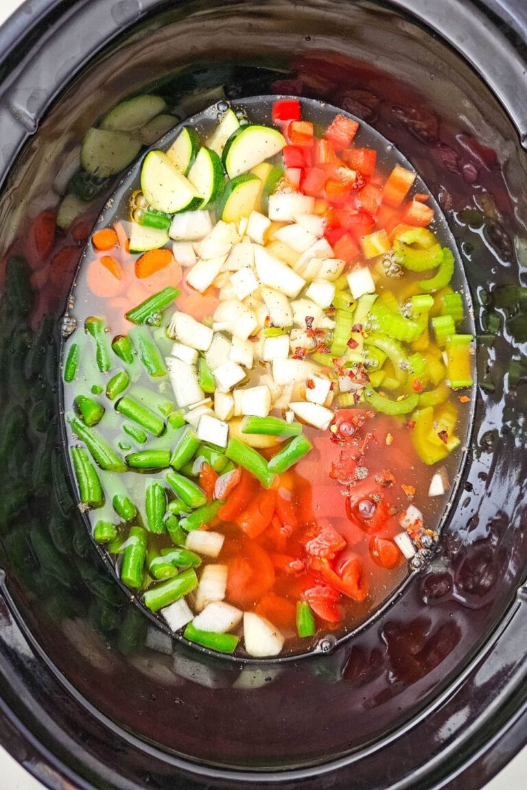 Crockpot Summer Vegetable Soup – Fresh & Easy Slow-Cooker Recipe